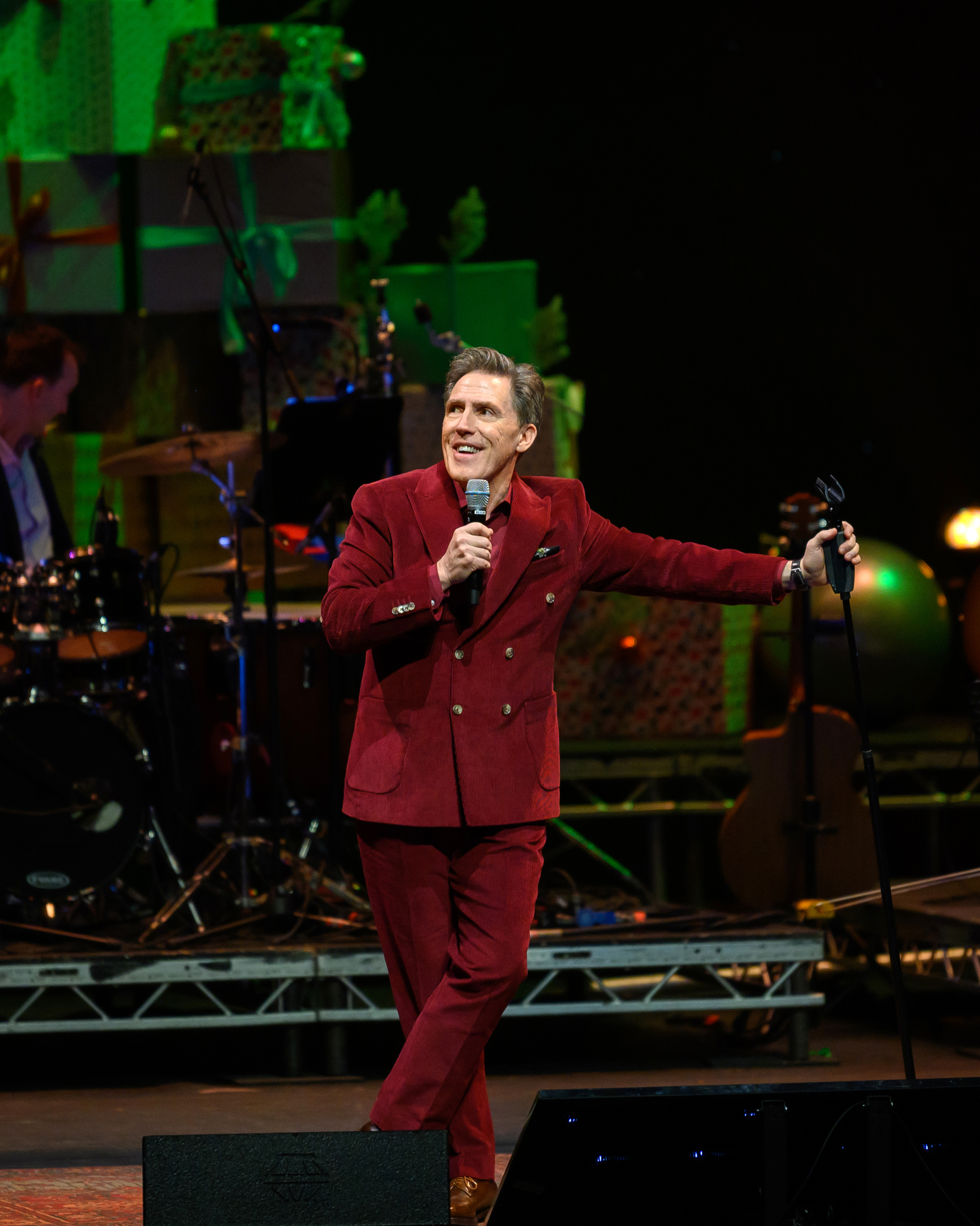 Rob Brydon & His Fabulous Band bring a festive night of songs ...