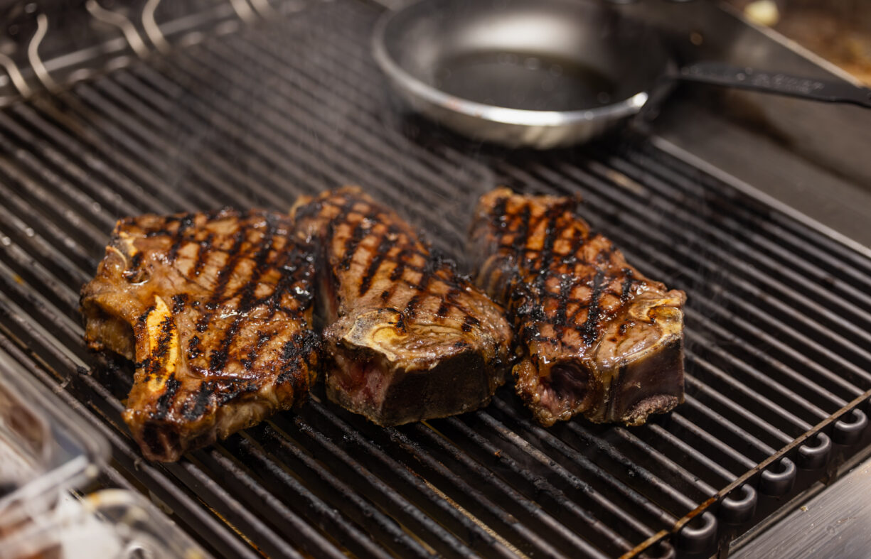 Celebrated chef Glynn Purnell officially opens new Birmingham restaurant